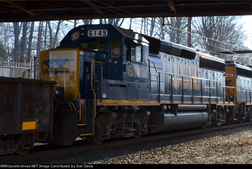 CSX GP40-2 6149 as the third unit on C770-22
